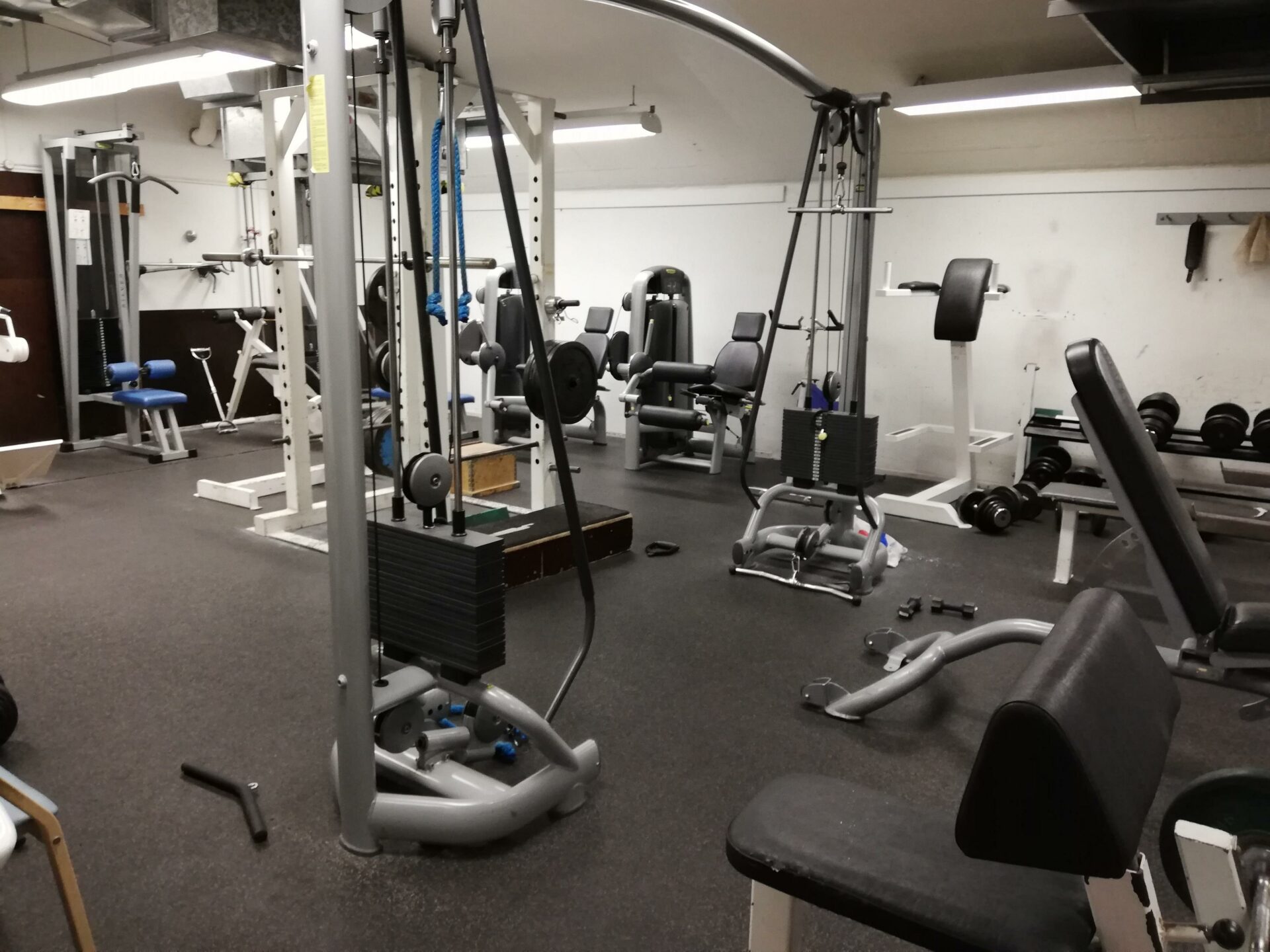 Lippumäen uimahallin kuntosali - Kuopio