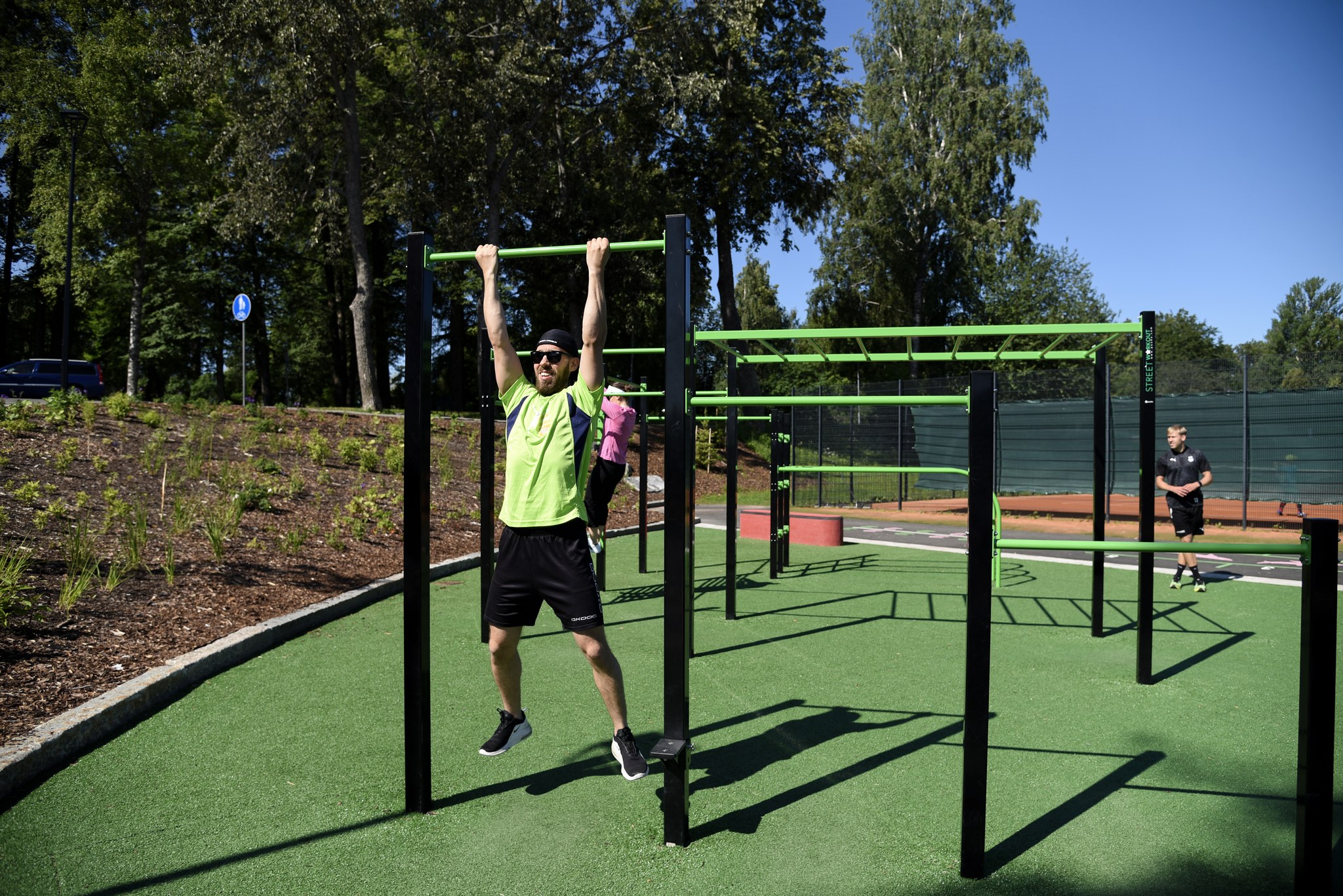 Group counselling for improving physical activity and lifestyle habits ...